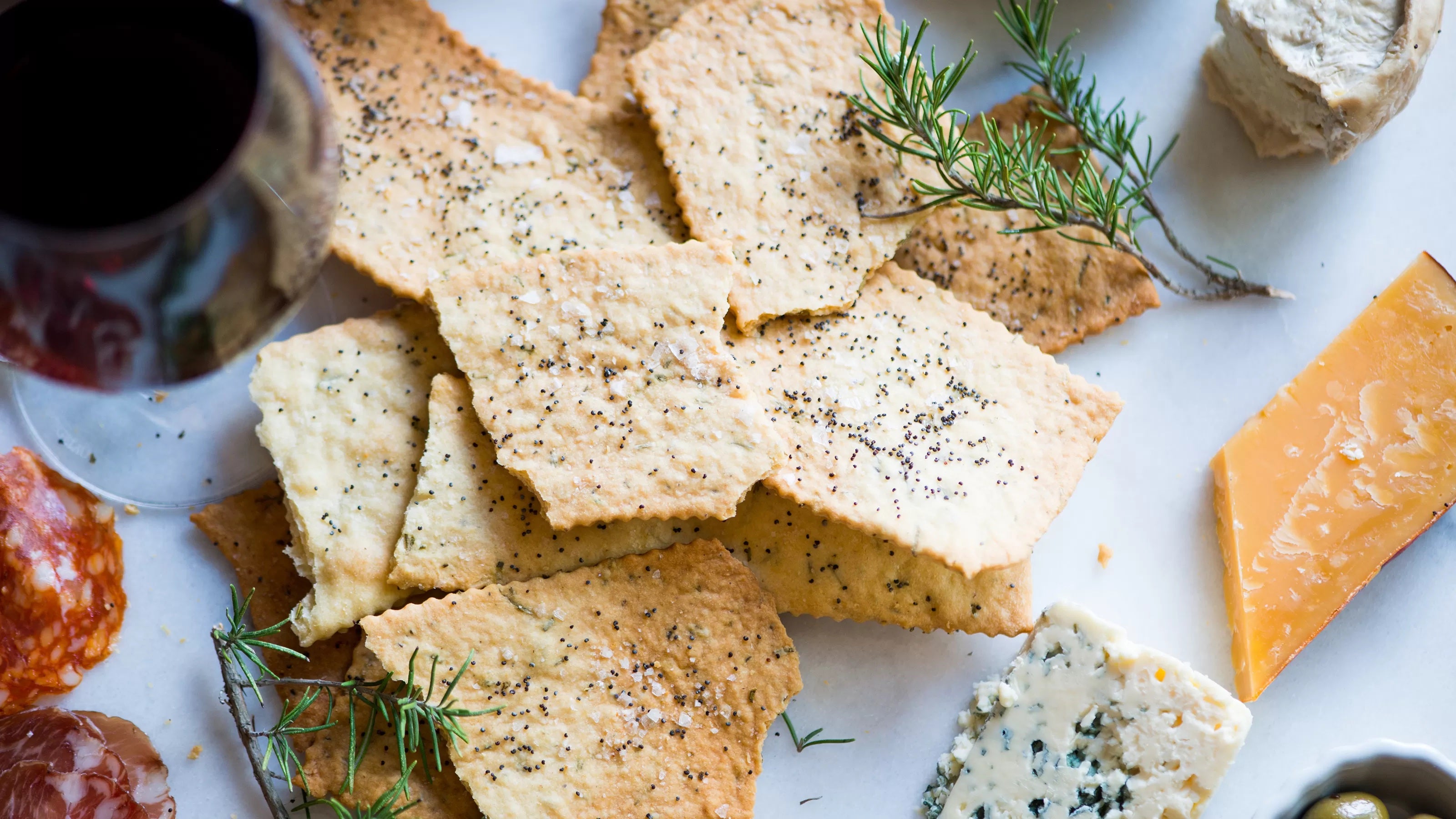 Rosemary Poppy Seed Crackers – FIELD + SUPPLY
